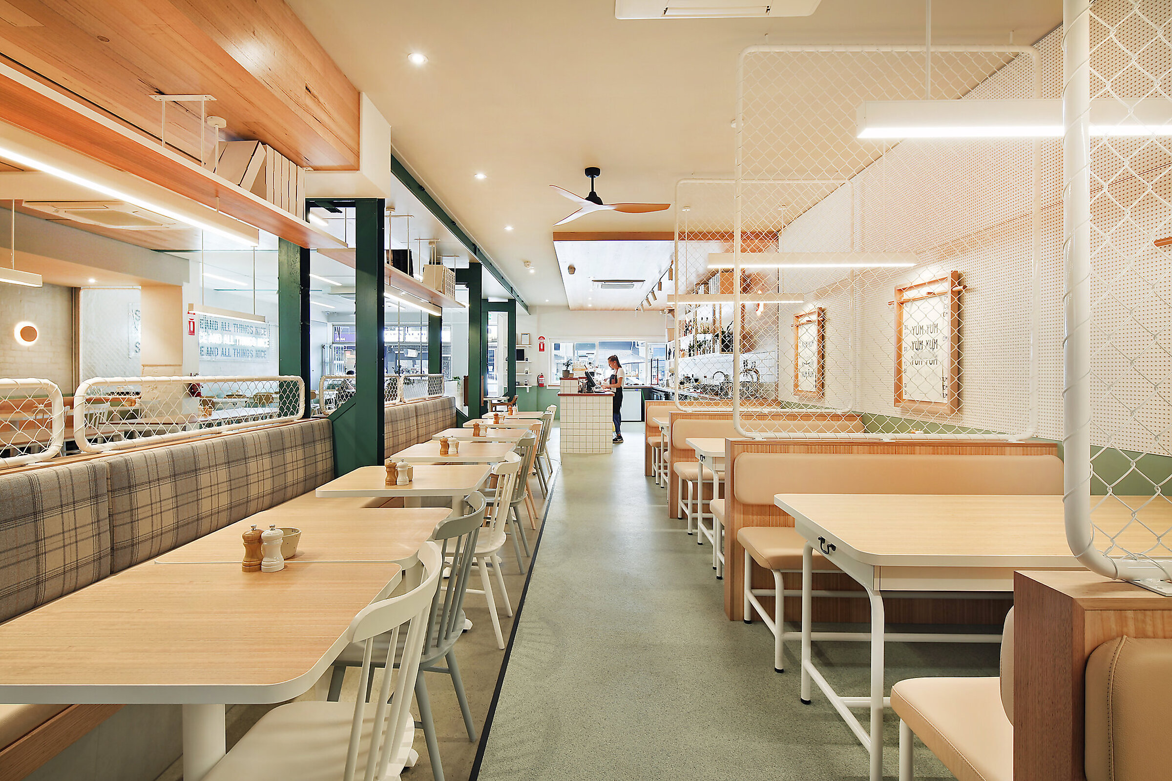 Sibling Spice by Studio Y. | Best Cafe Design 2018 | Eat Drink Design ...